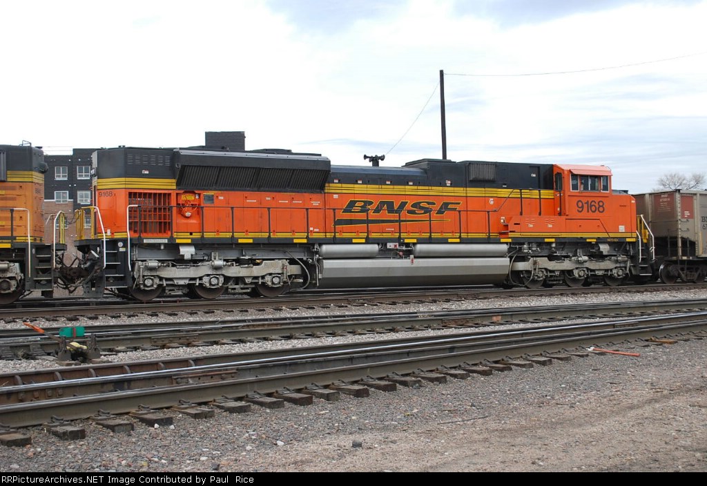 BNSF 9168